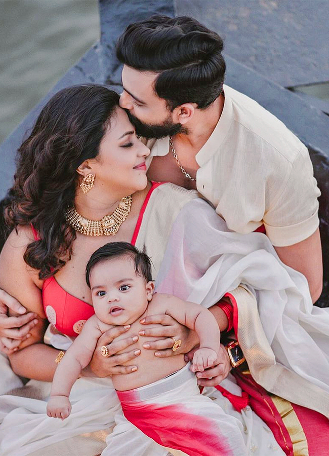 హీరోయిన్ అమలాపాల్ కొడుకు ఎంత క్యూట్‌గా ఉన్నాడో.. చూడండి (ఫొటోలు) | Actress Amala Paul Son Ilai ...